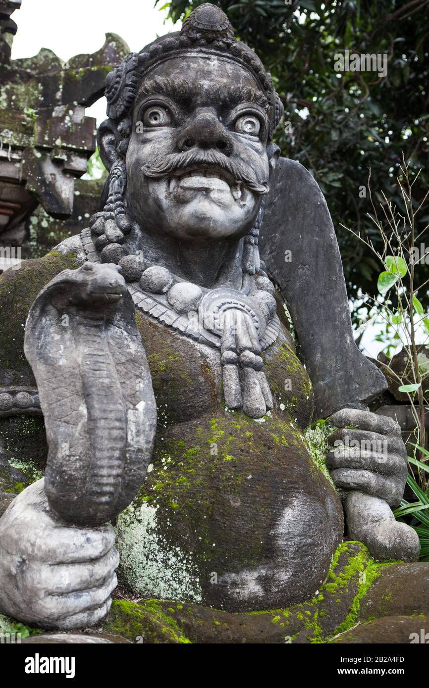 Balinese traditional scary mask hi-res stock photography and images - Alamy