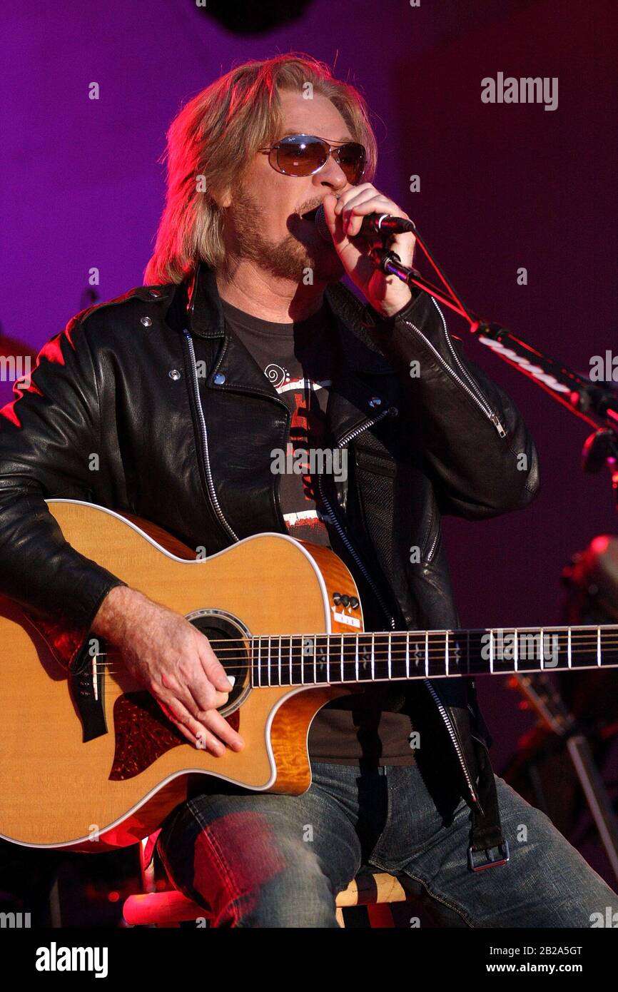 Darryl hall hi-res stock photography and images - Alamy