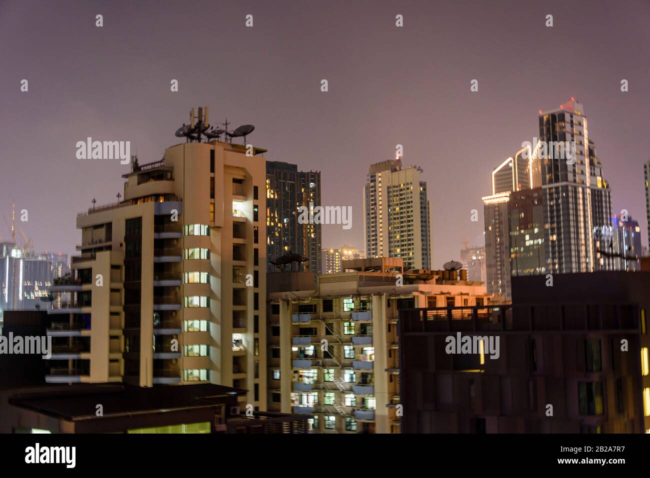 Skyscrapers in bangkok hi-res stock photography and images - Alamy