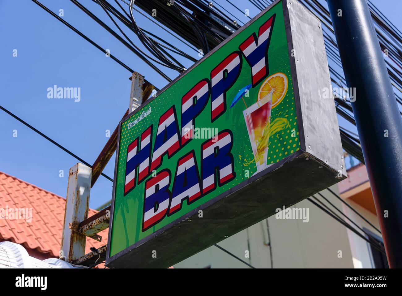 Messy wires hi-res stock photography and images - Alamy