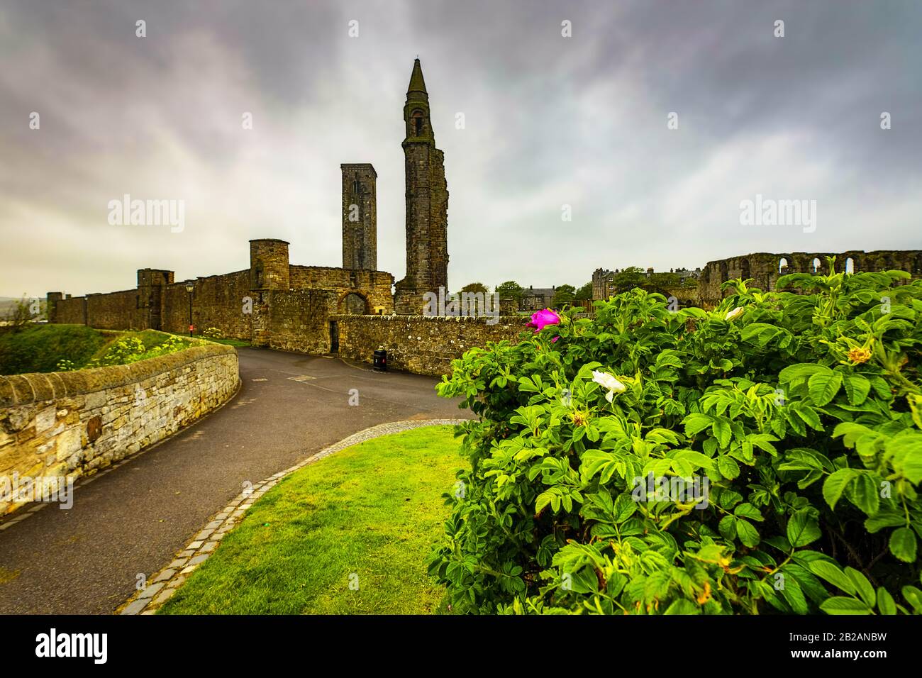 Ancient Scottish medieval buildings and beautiful landscape of ...