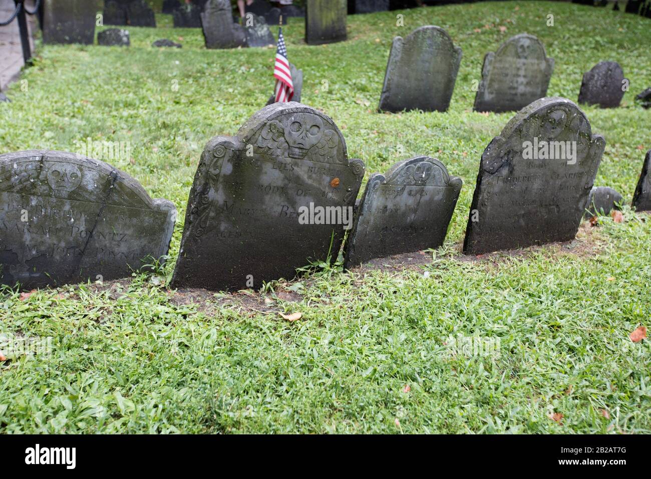 Burying ground grave marker hi-res stock photography and images - Alamy