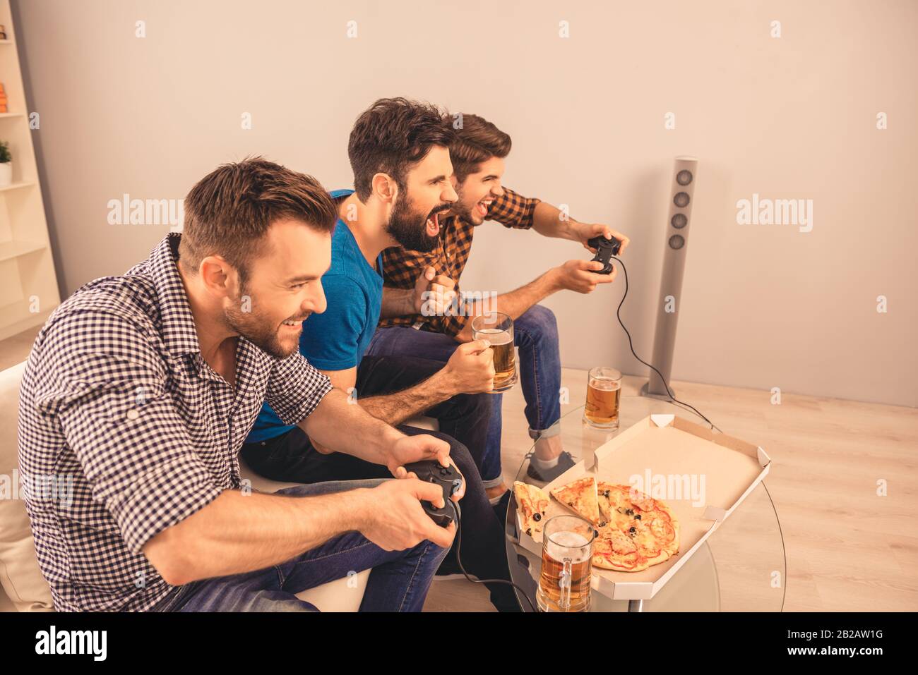 Three player video game hi-res stock photography and images - Alamy