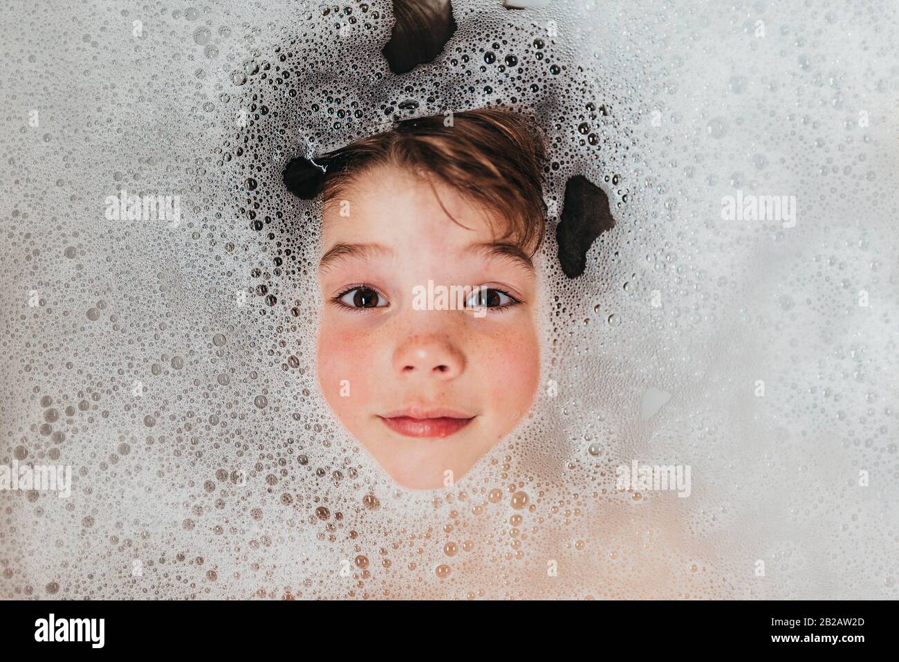 Boys bath hi-res stock photography and images - Alamy