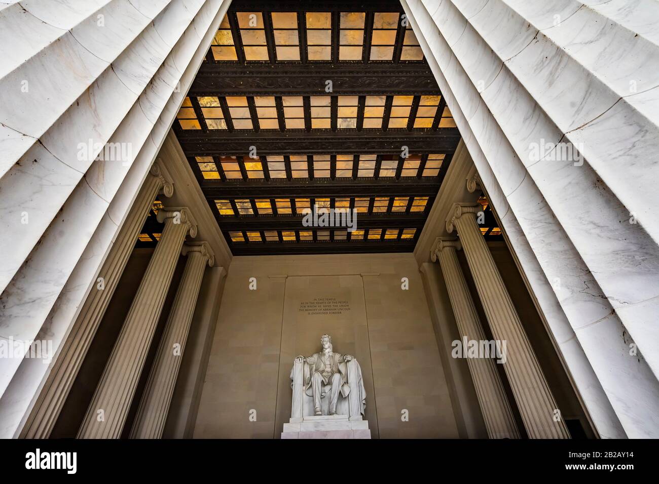 Statue structure tall hi-res stock photography and images - Alamy