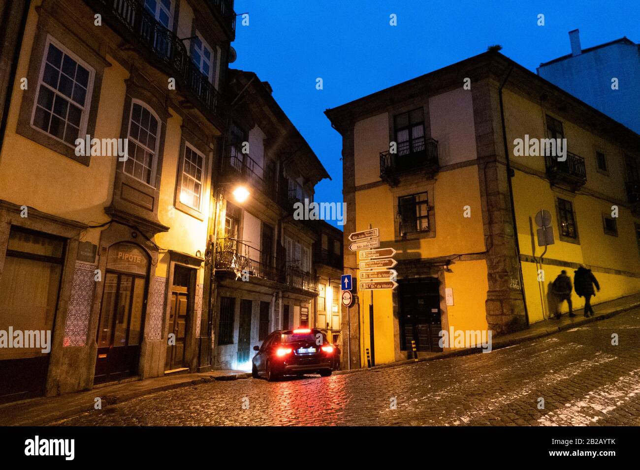 Rainy night street scene in hi-res stock photography and images - Alamy