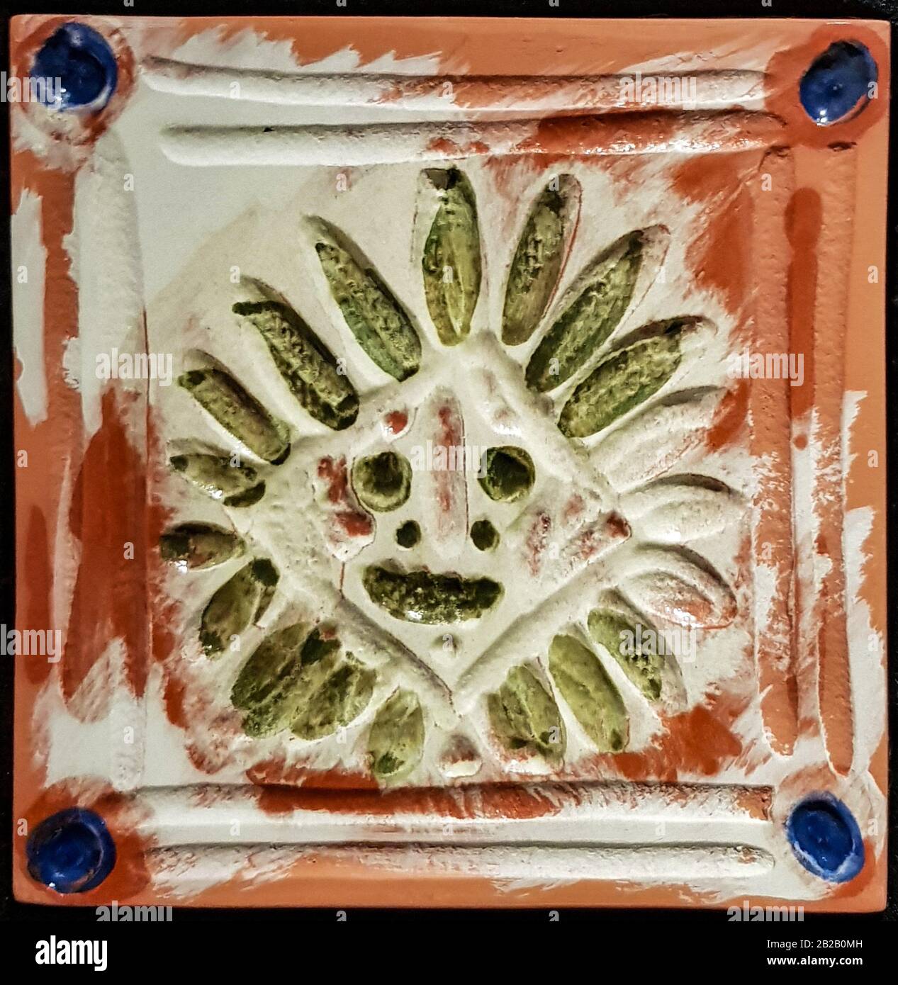 Ceramic sun art hi-res stock photography and images - Alamy