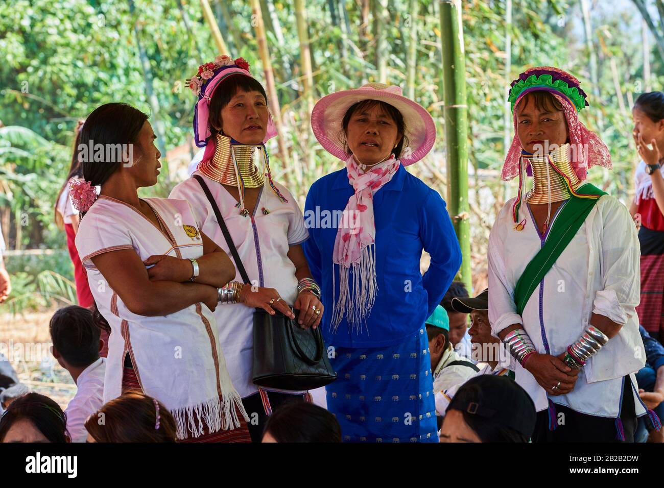 Tribal burma myanmar tribe ethnic hi-res stock photography and images ...
