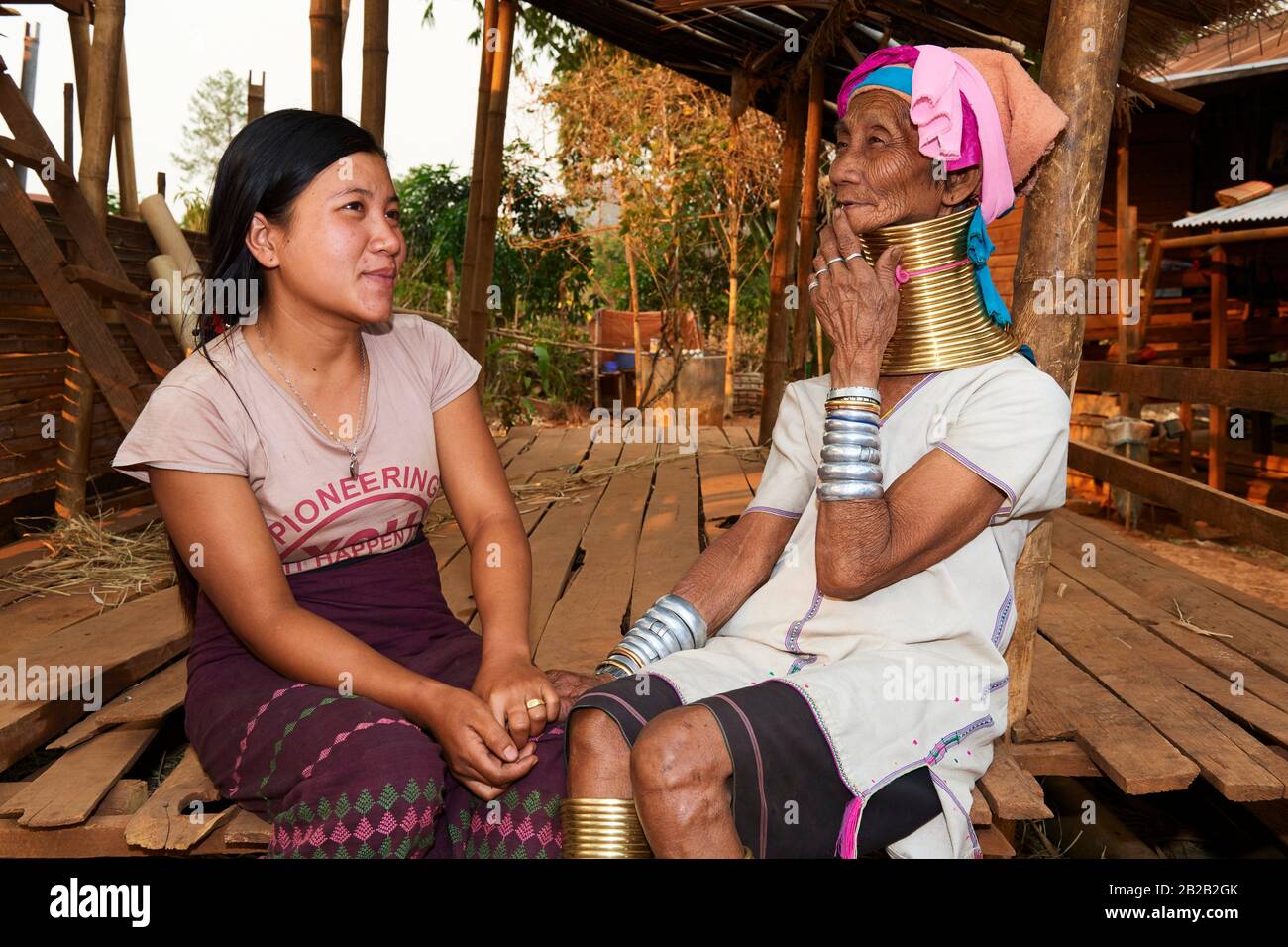 Traditional costume culture hi-res stock photography and images - Alamy
