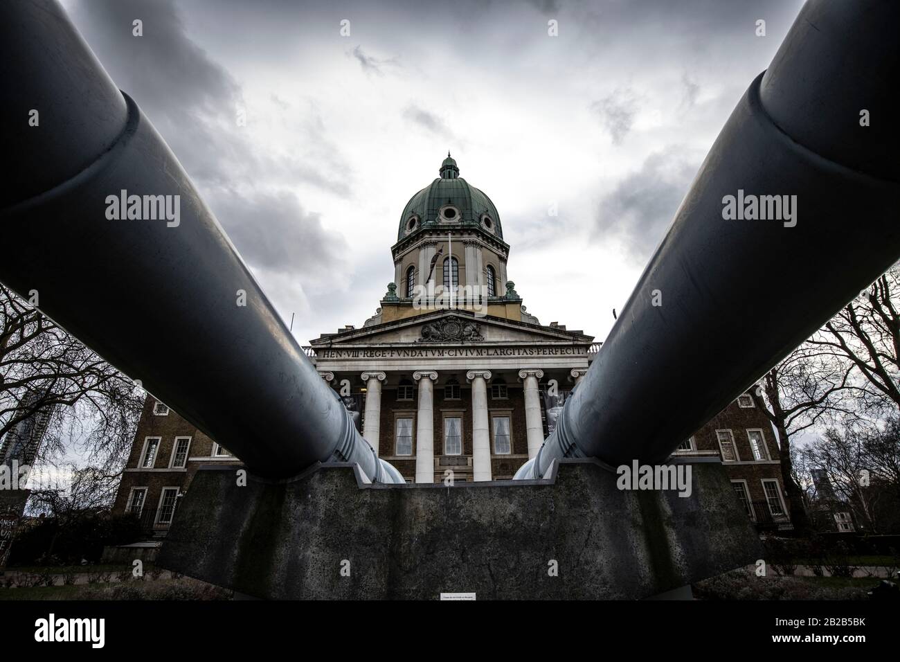 15 inch hi-res stock photography and images - Alamy