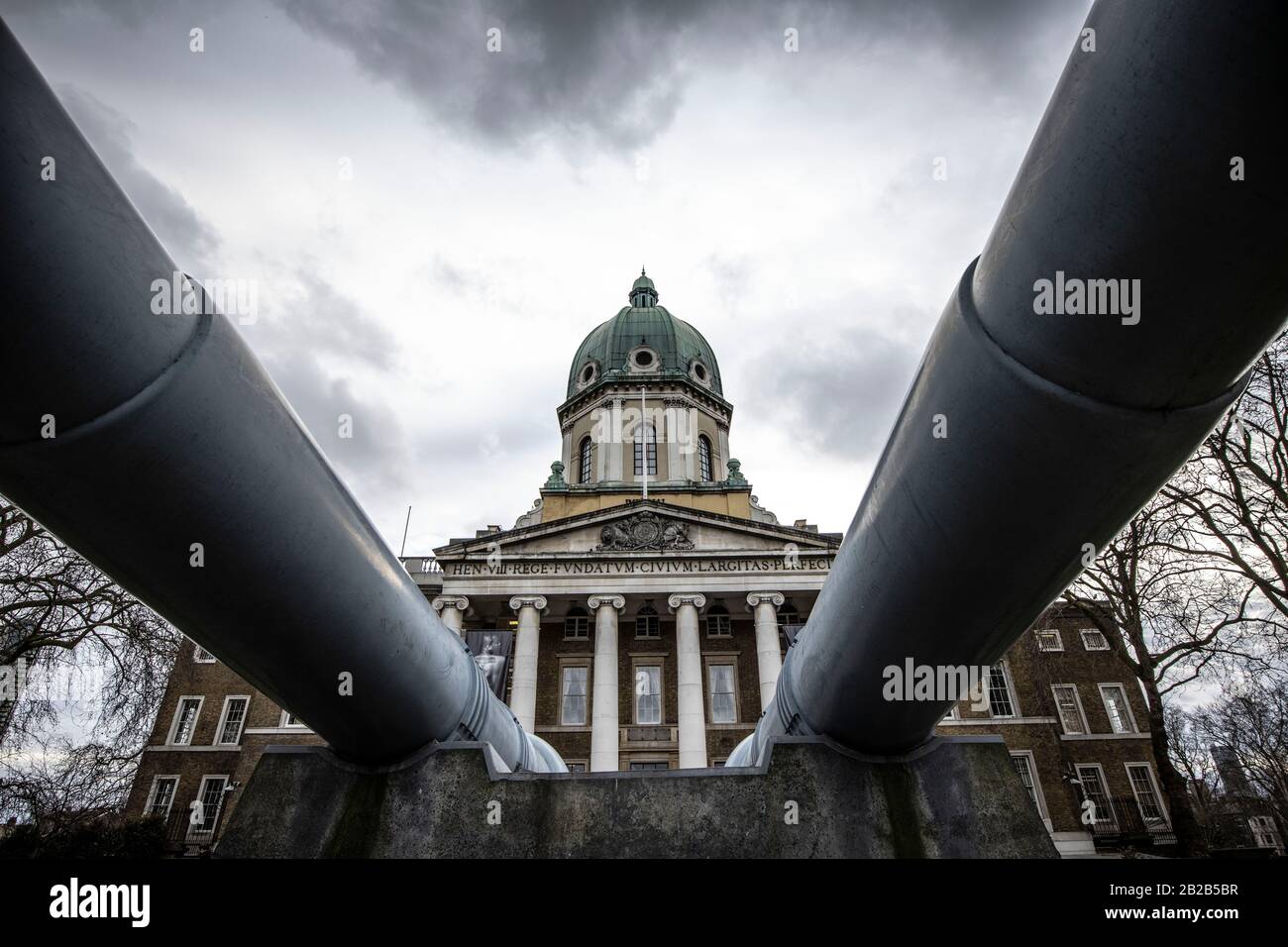 15 inch hi-res stock photography and images - Alamy