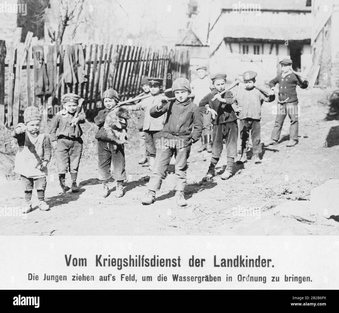 1910s child labor hi-res stock photography and images - Alamy