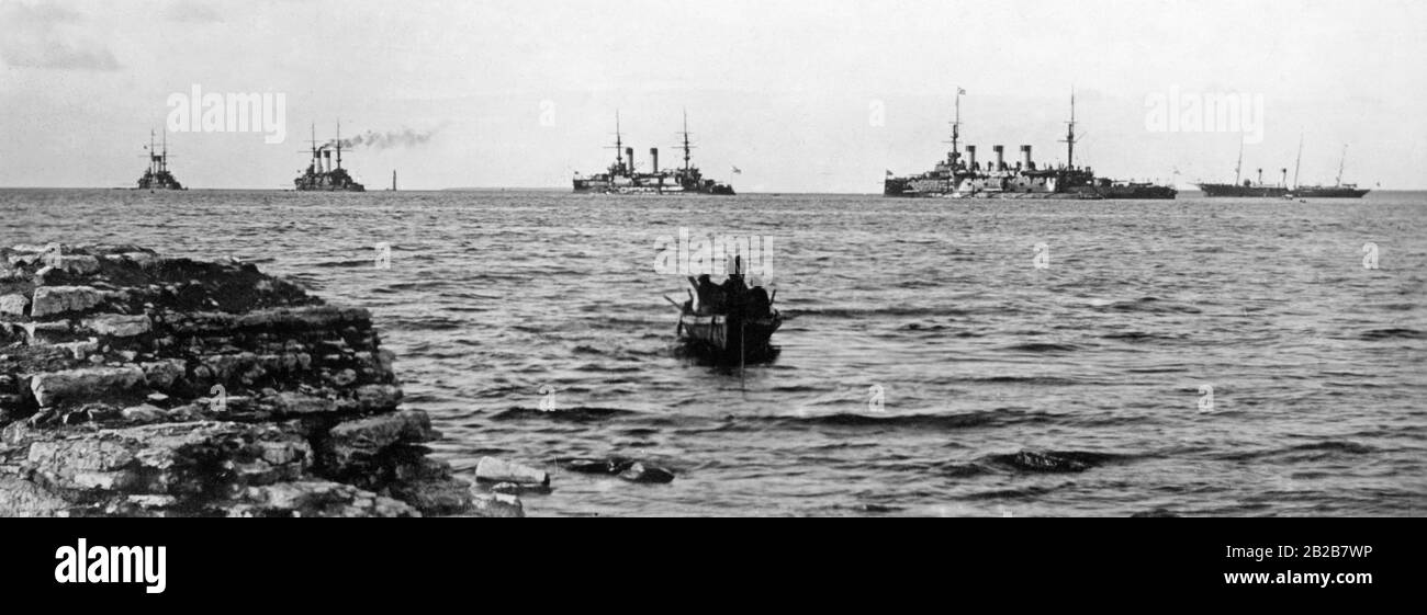 The russian battleships "Knjas Suworow", "Imperator Alexander II ...