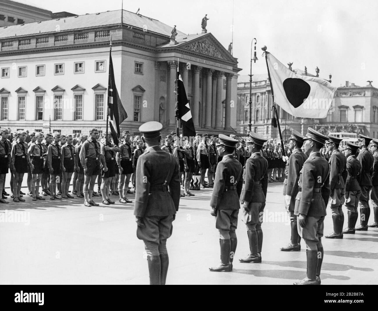 Hitler face hi-res stock photography and images - Alamy