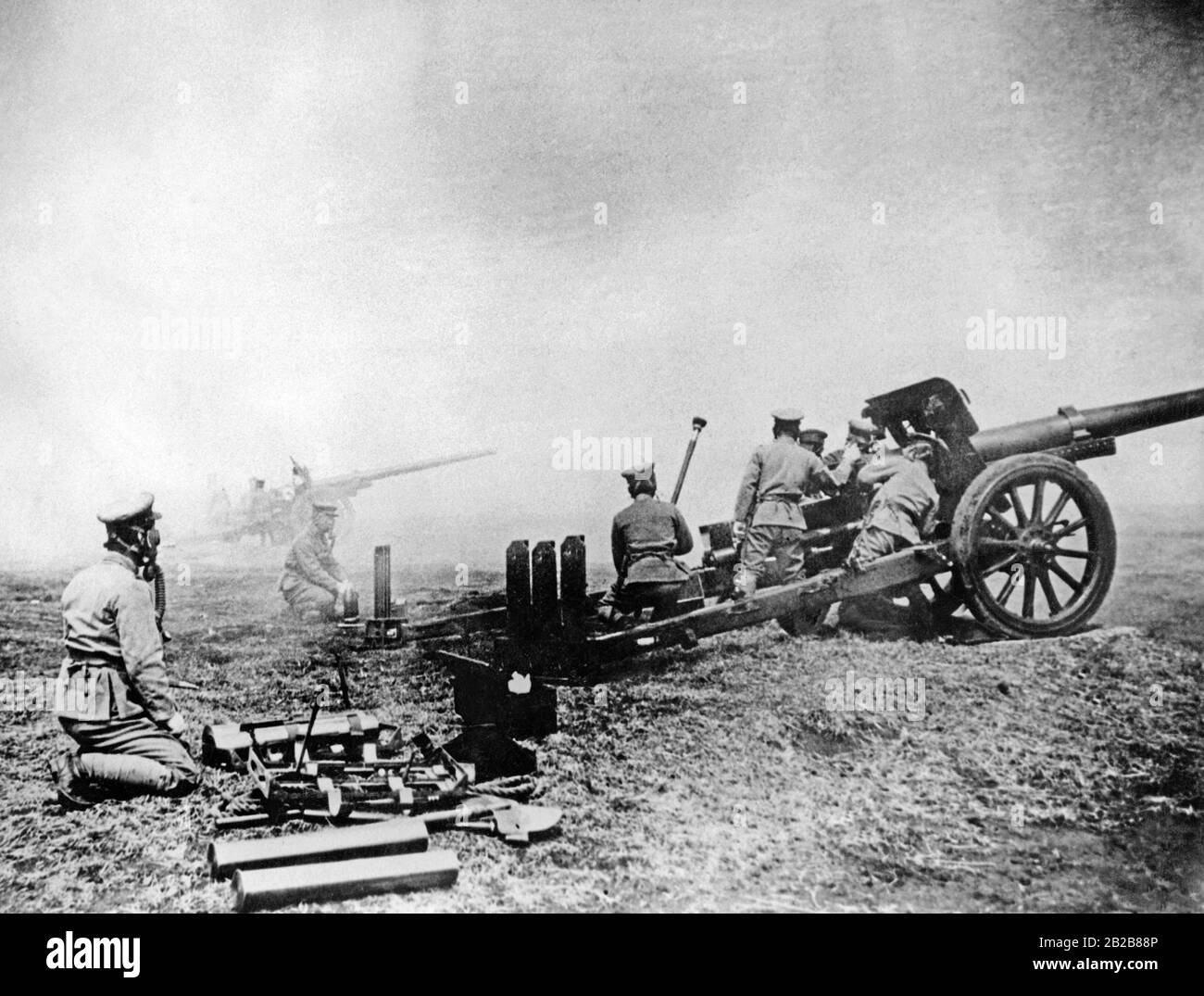 The 8th Artillery Regiment of the Japanese Army during a maneuver at ...