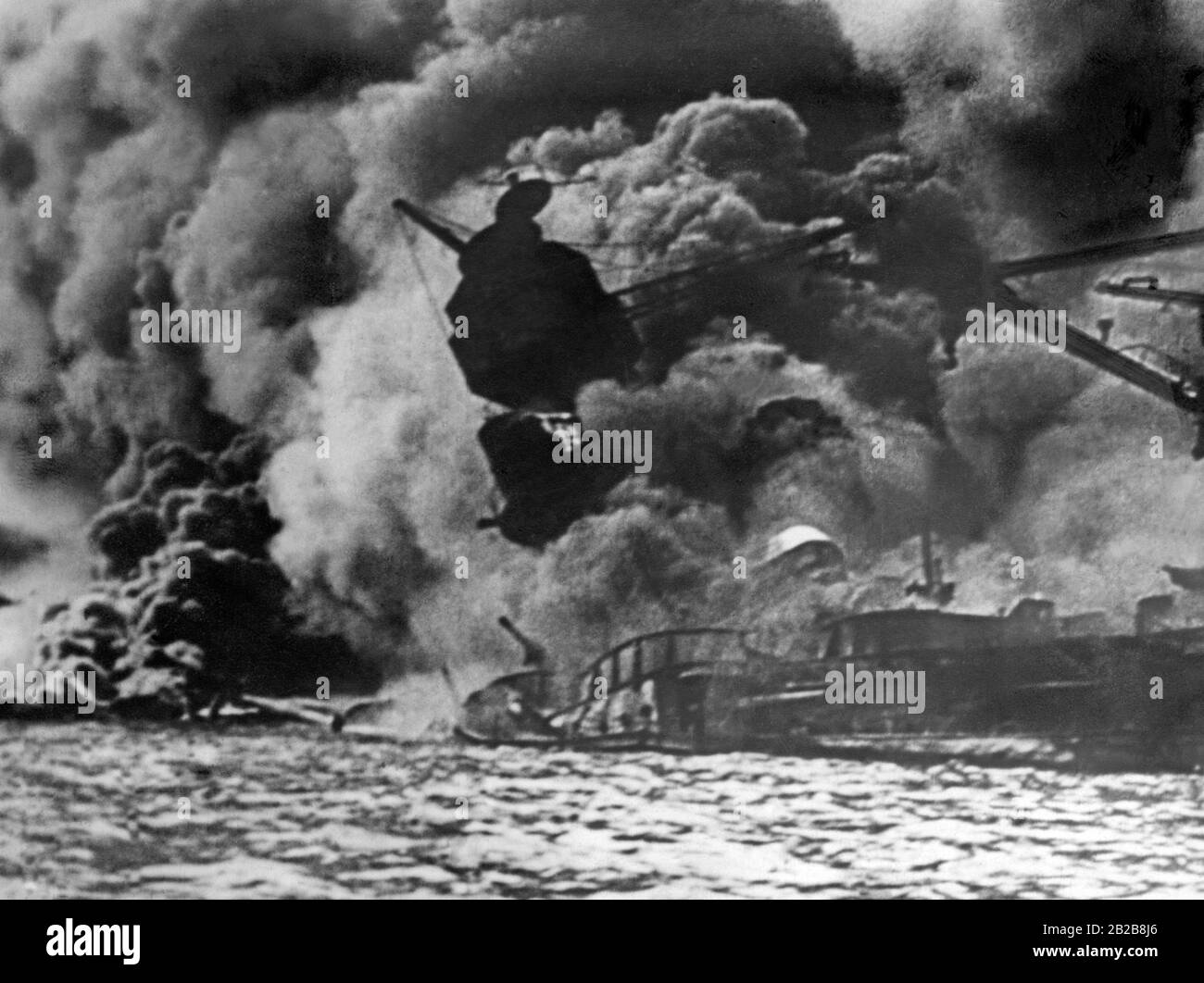 Uss Arizona Explosion
