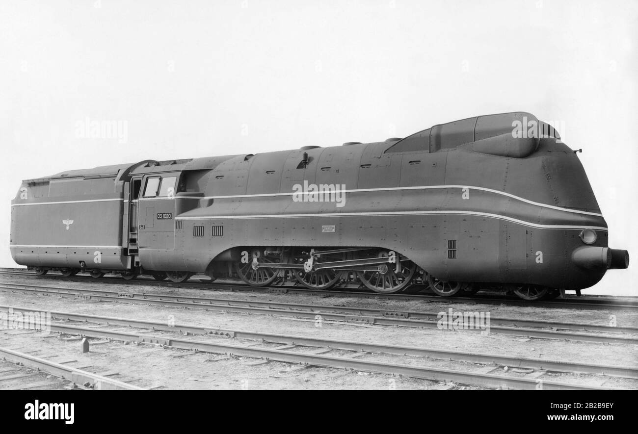 A streamliner by Borsig Werke between stations. Streamlined locomotives ...