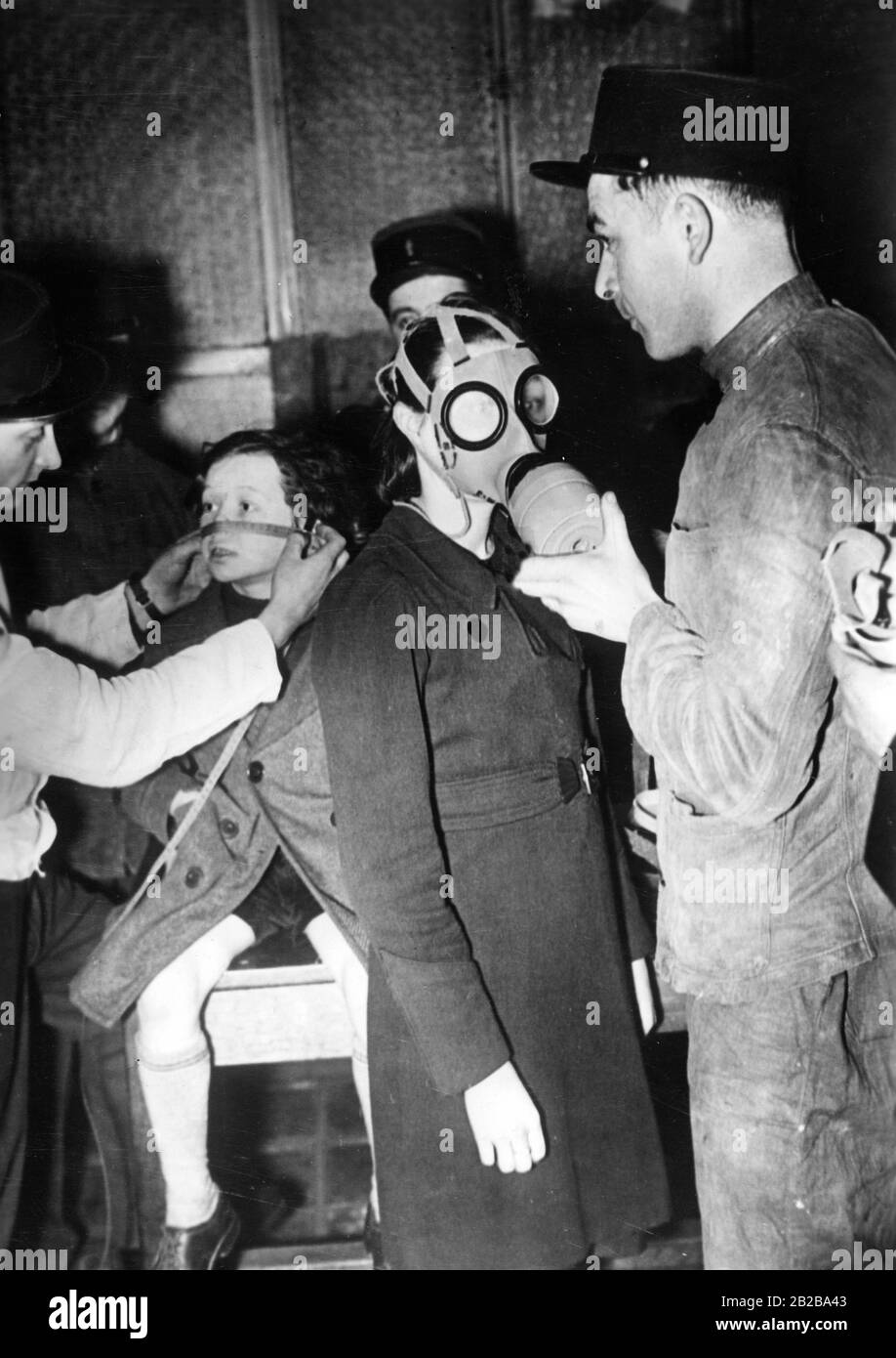 Historic masks Black and White Stock Photos & Images - Alamy