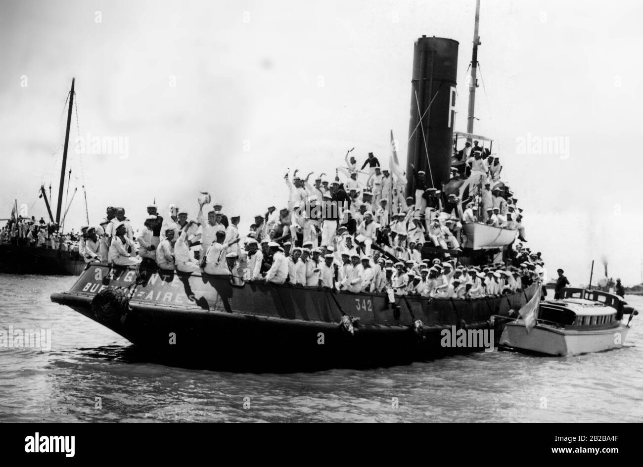 Sailors admiral graf spee hi-res stock photography and images - Alamy