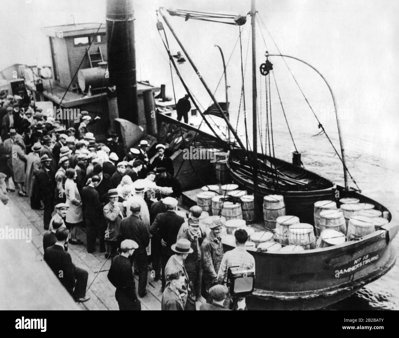 Prohibition: Coast Guard caught the tramp steamer 'Number 18', which ...