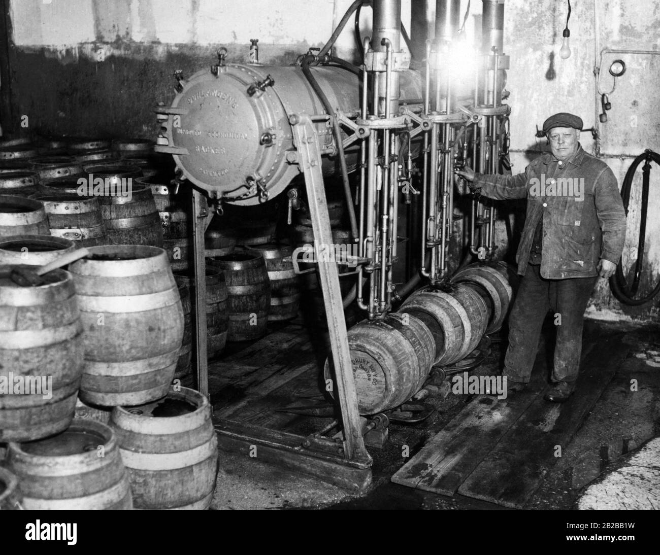 Prohibition: Production of non-alcoholic beer in a brewery in ...