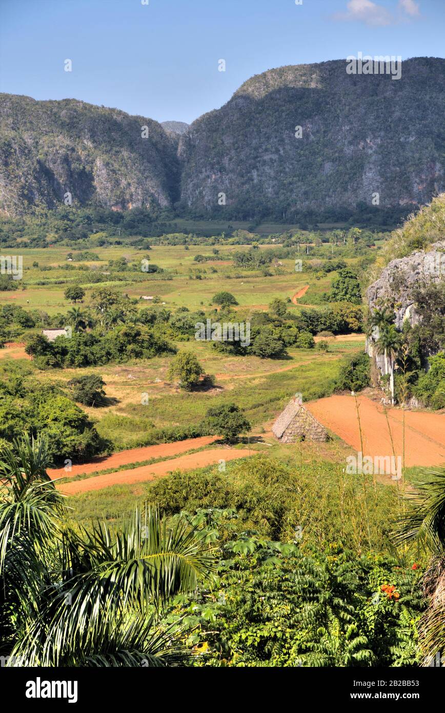Vinales valley unesco world heritage site hi-res stock photography and ...