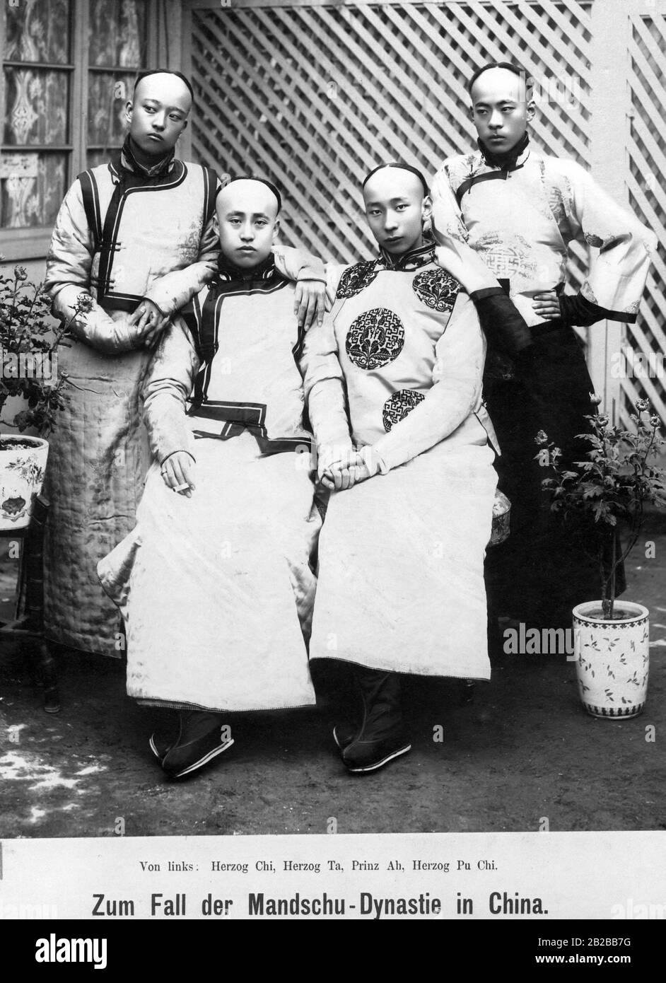 Imperial family hi-res stock photography and images - Alamy