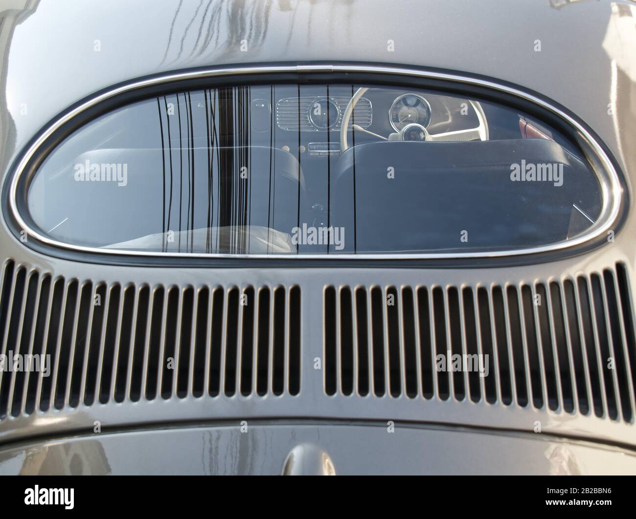 Oval window vw hi-res stock photography and images - Alamy