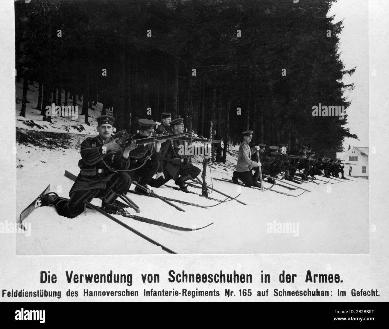 165 infantry hi-res stock photography and images - Alamy