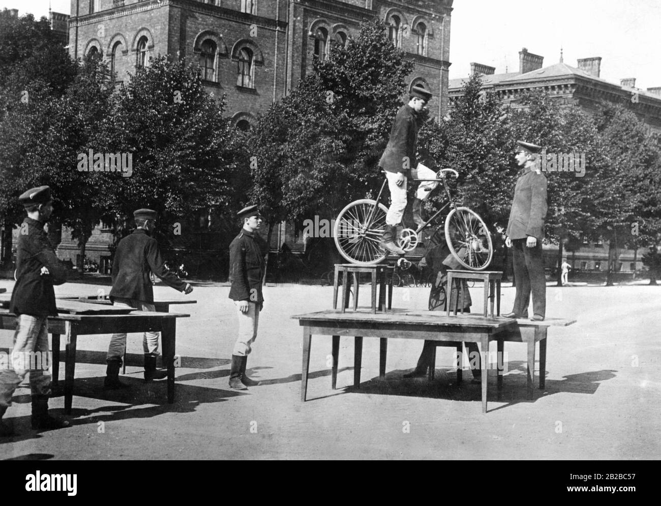 1900 school photo hi-res stock photography and images - Alamy