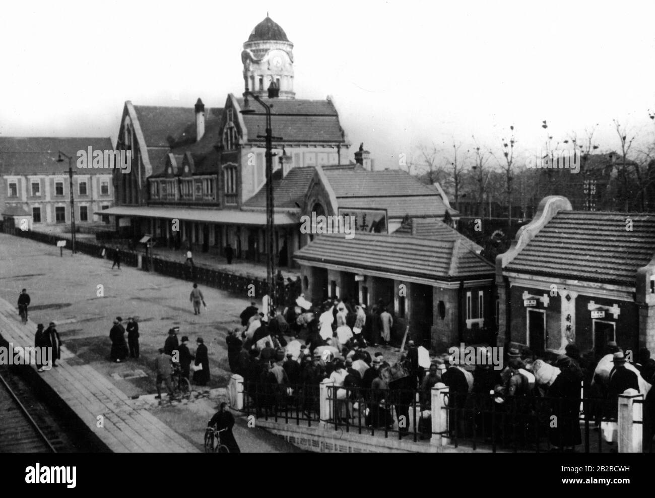 Colonialism railway building hi-res stock photography and images - Alamy