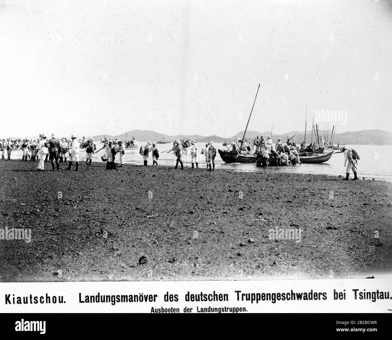 Landing manoeuvre of the German troop squadron near Tsingtau in the ...