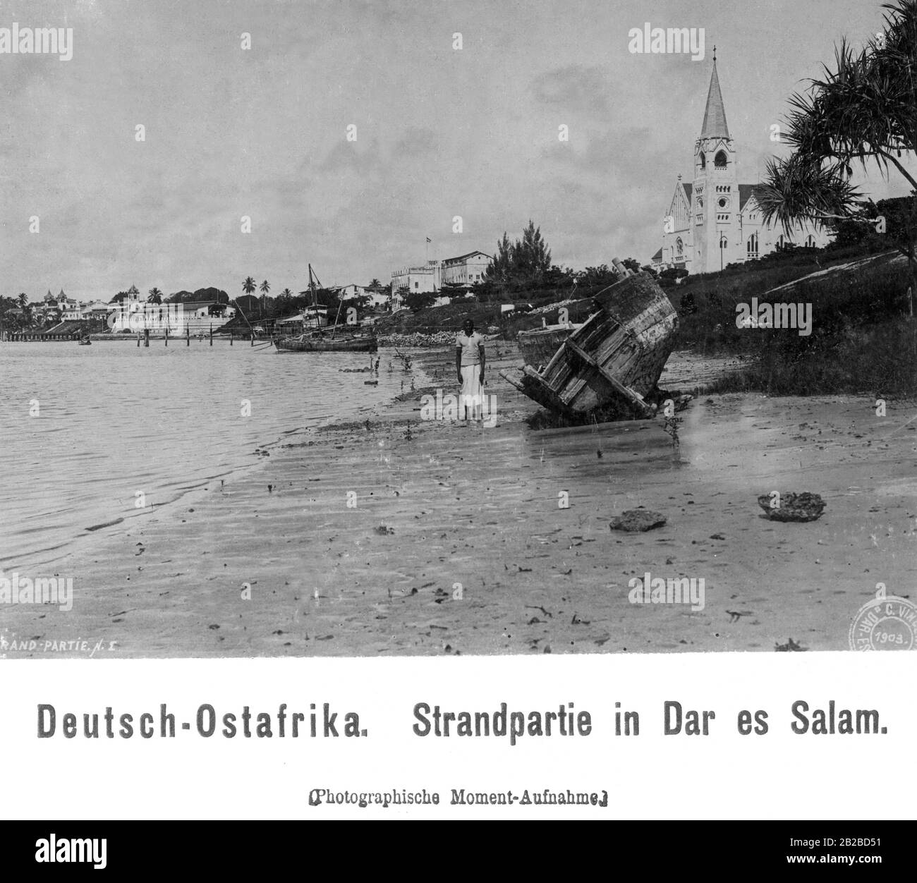 Beach party in the capital of German East Africa, Dar es Salaam, in ...