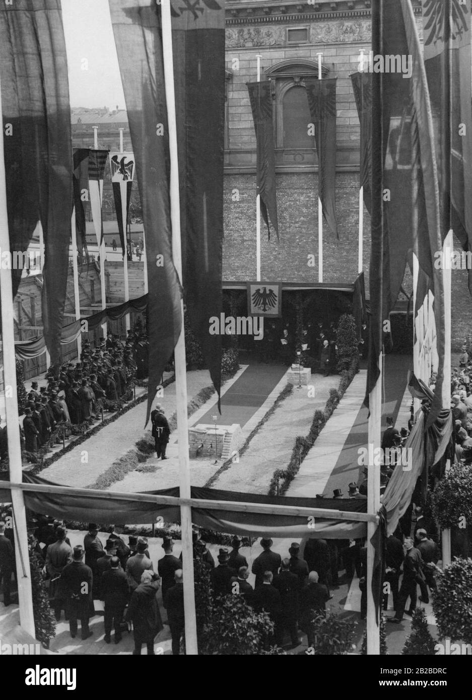 Groundbreaking ceremony of the extension of the New Reich Chancellery ...