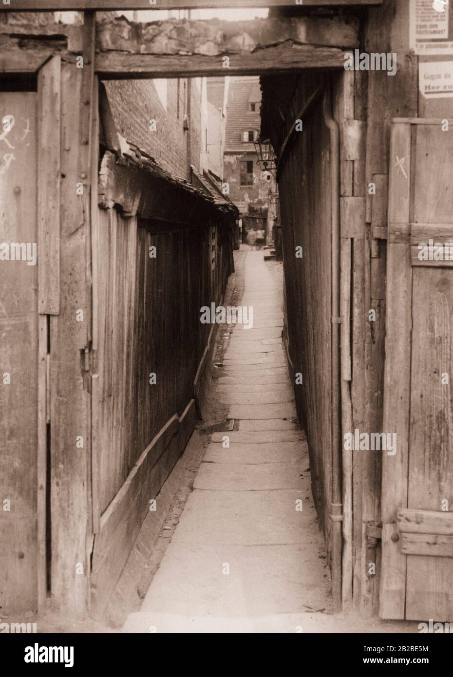 Fascism poster hi-res stock photography and images - Alamy