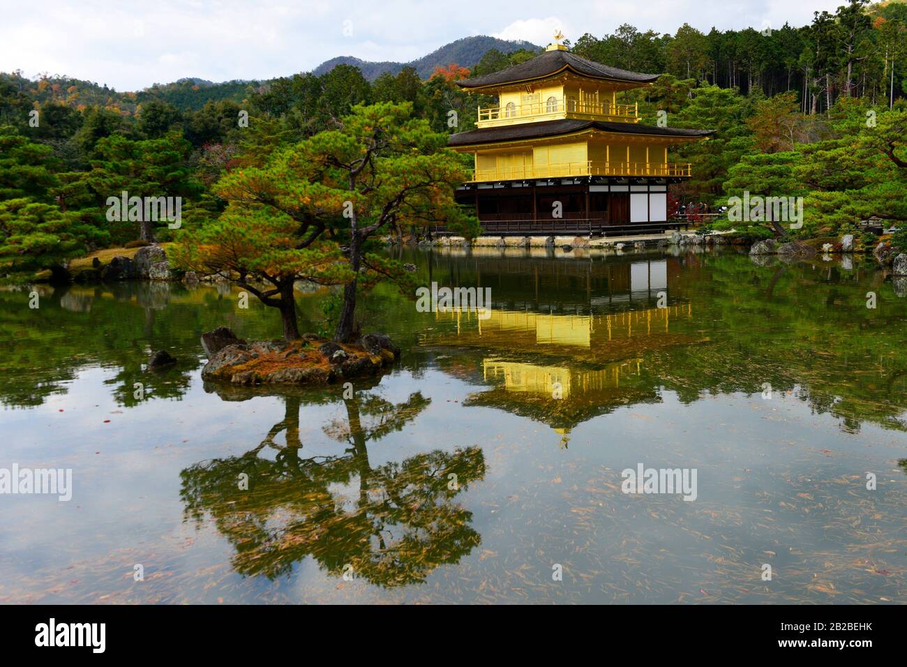Kyoto golden palace hi-res stock photography and images - Alamy