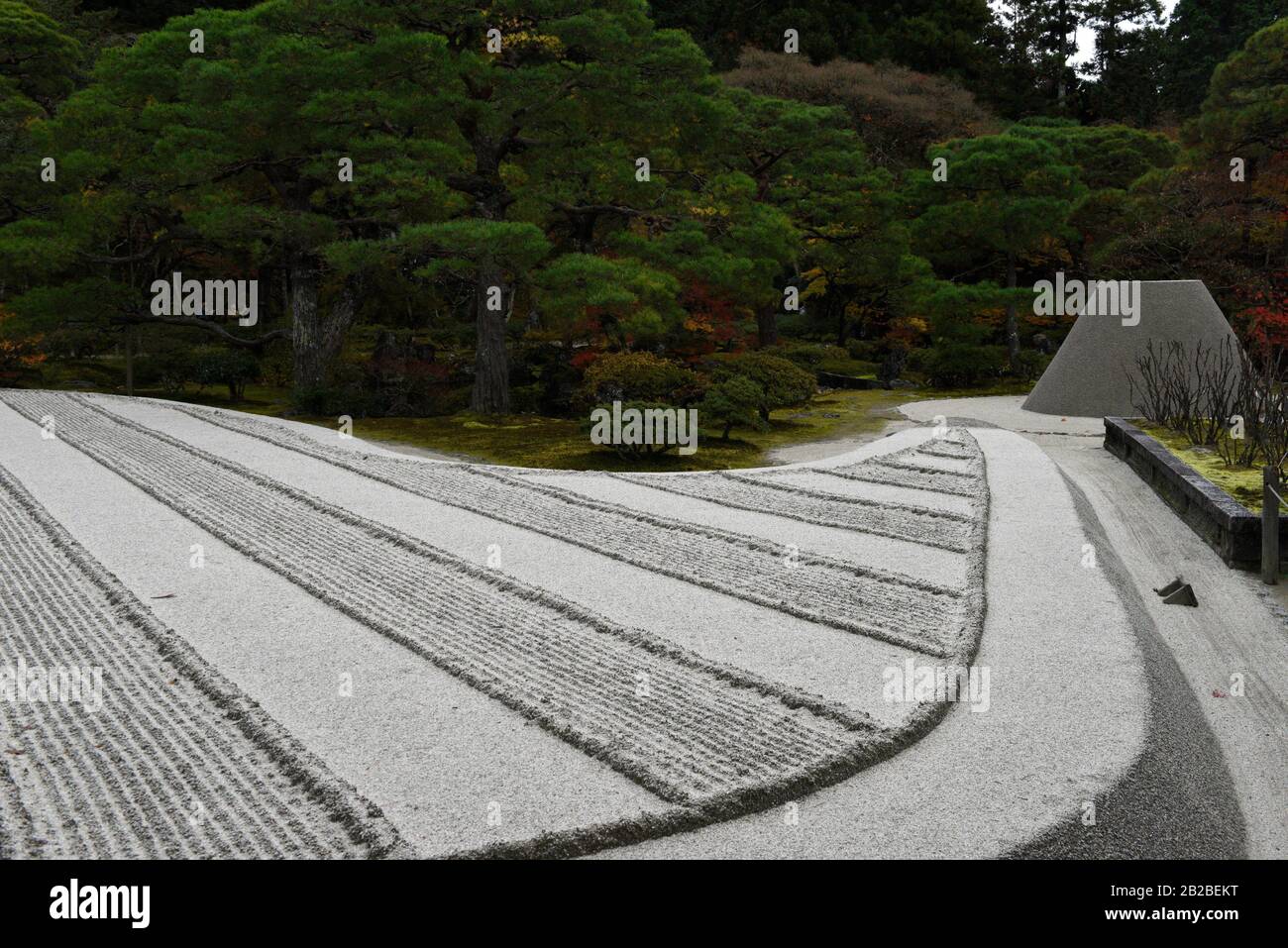 Japanese zen garden kyoto hi-res stock photography and images - Alamy