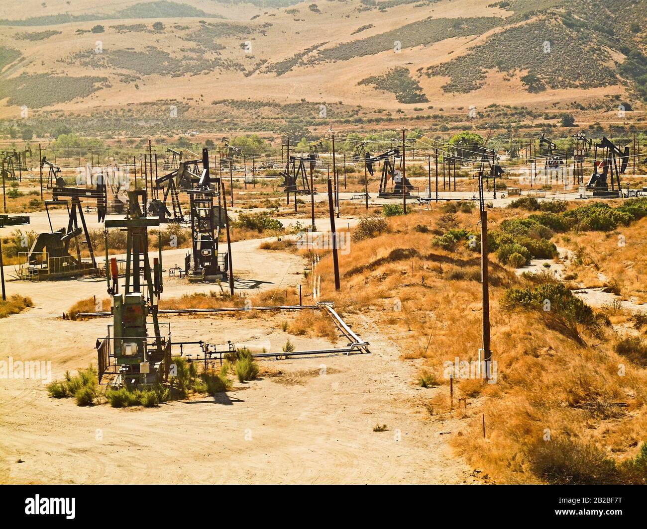 Petroleum oil industry hi-res stock photography and images - Alamy