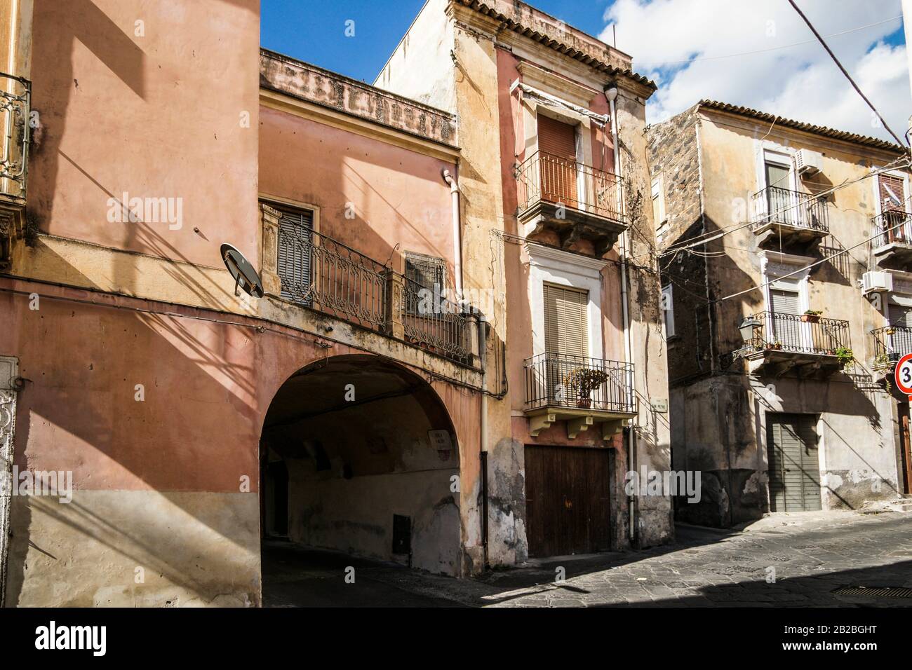 Adrano sicily hi-res stock photography and images - Alamy