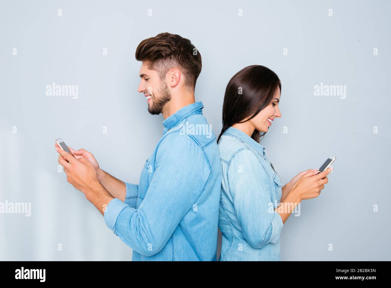 Chat lovers hi-res stock photography and images - Alamy