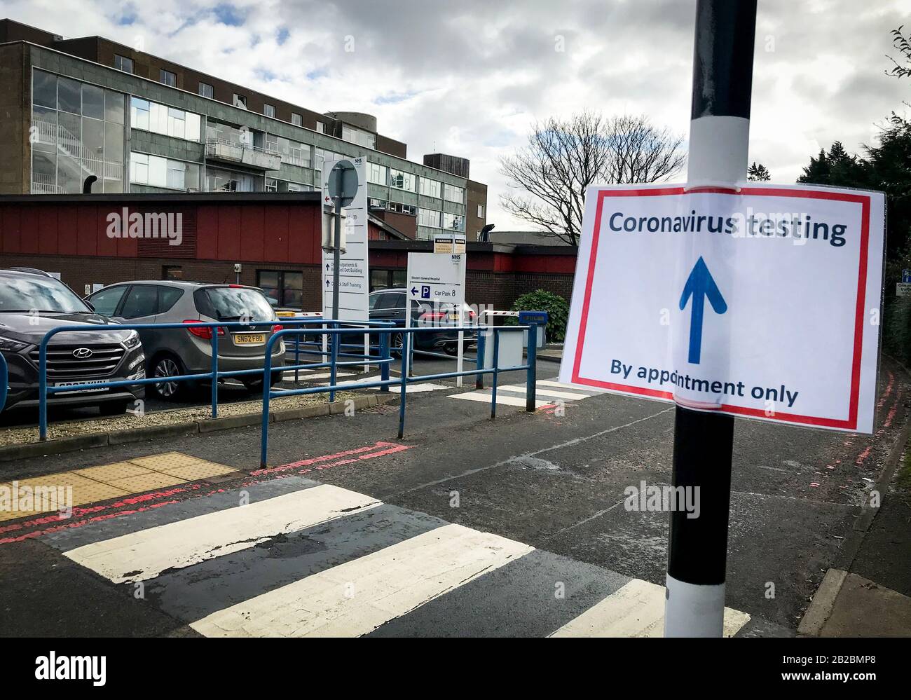 Edinburgh western general hospital hi-res stock photography and images ...
