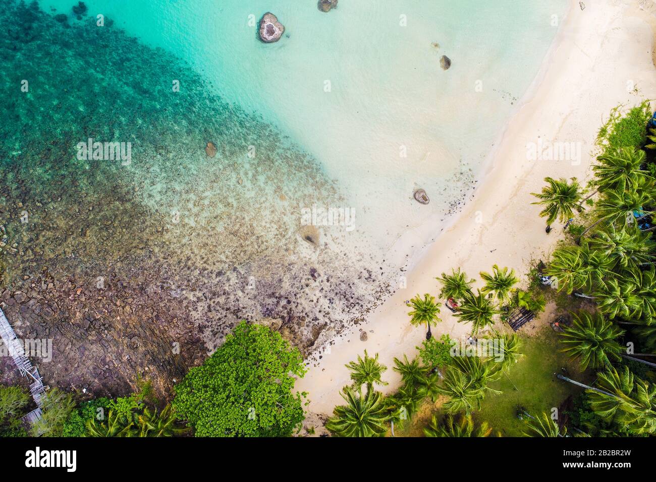 Aerial view of ocean bech hi-res stock photography and images - Alamy
