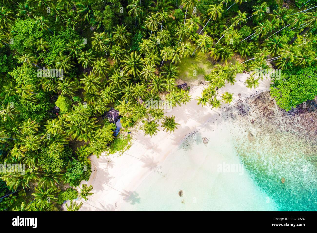 Aerial view of ocean bech hi-res stock photography and images - Alamy