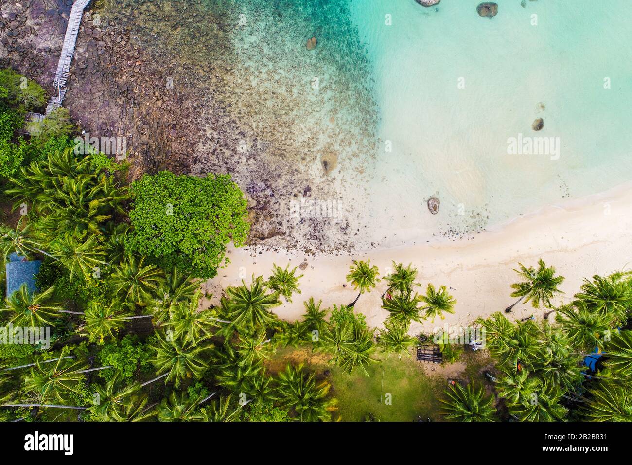 Aerial view of ocean bech hi-res stock photography and images - Alamy