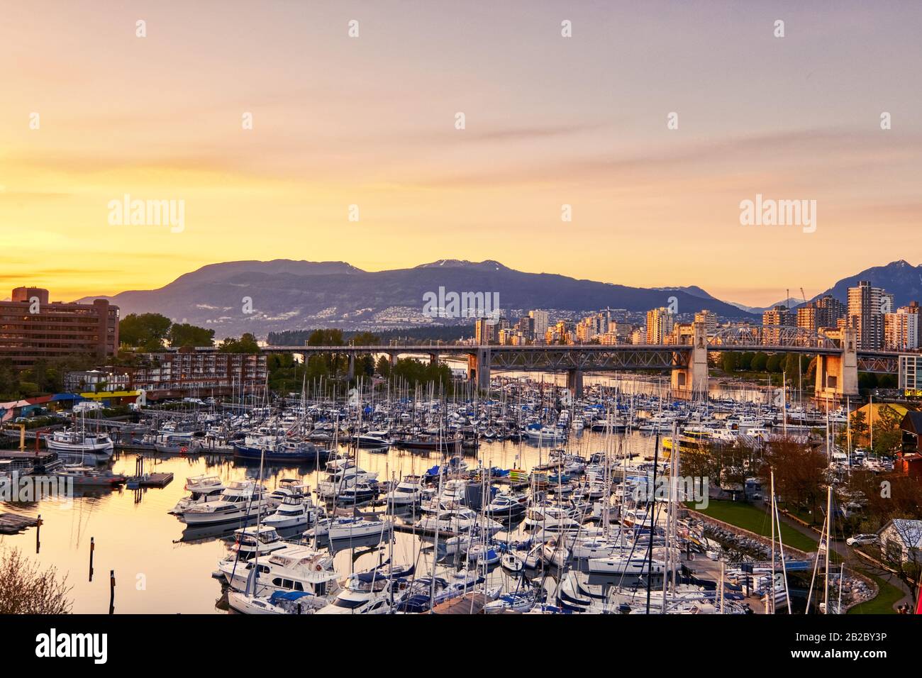 Vancouver island bc winter and summer hi-res stock photography and ...