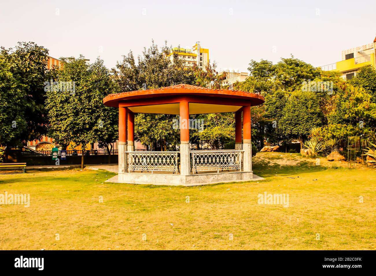 Beautiful garden seating hi-res stock photography and images - Alamy