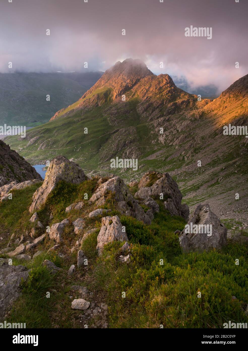 Tryfan, a 3000ft mountain in Snowdonia, North Wales, viewed from the ...