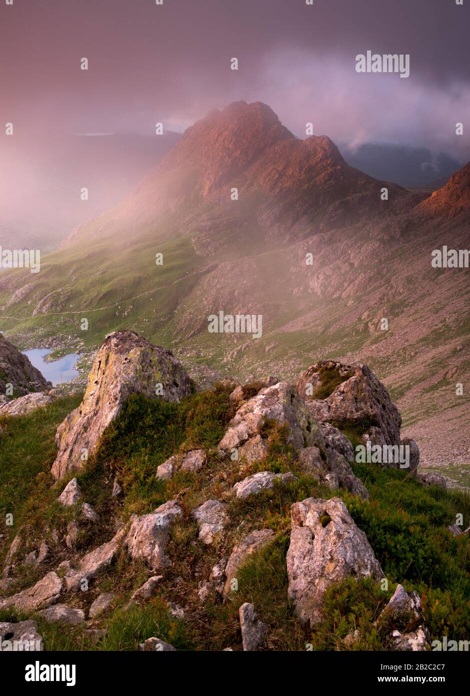 Tryfan, a 3000ft mountain in Snowdonia, North Wales, viewed from the ...