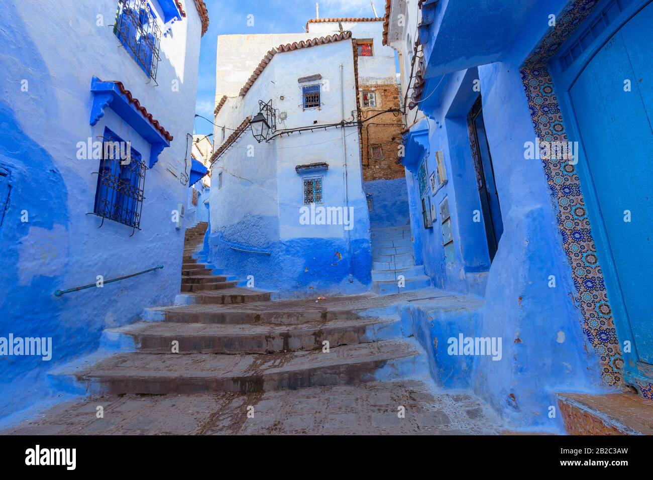 Blue street inside Medina of Chefchaouen Stock Photo - Alamy