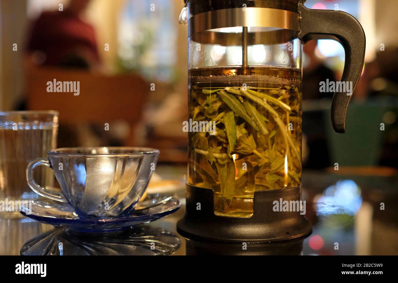 Tea press hi-res stock photography and images - Alamy